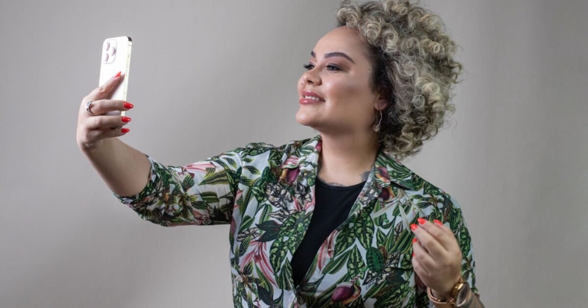 Terapeuta ‘queridinha dos famosos’ marca presença em programa da Band ...