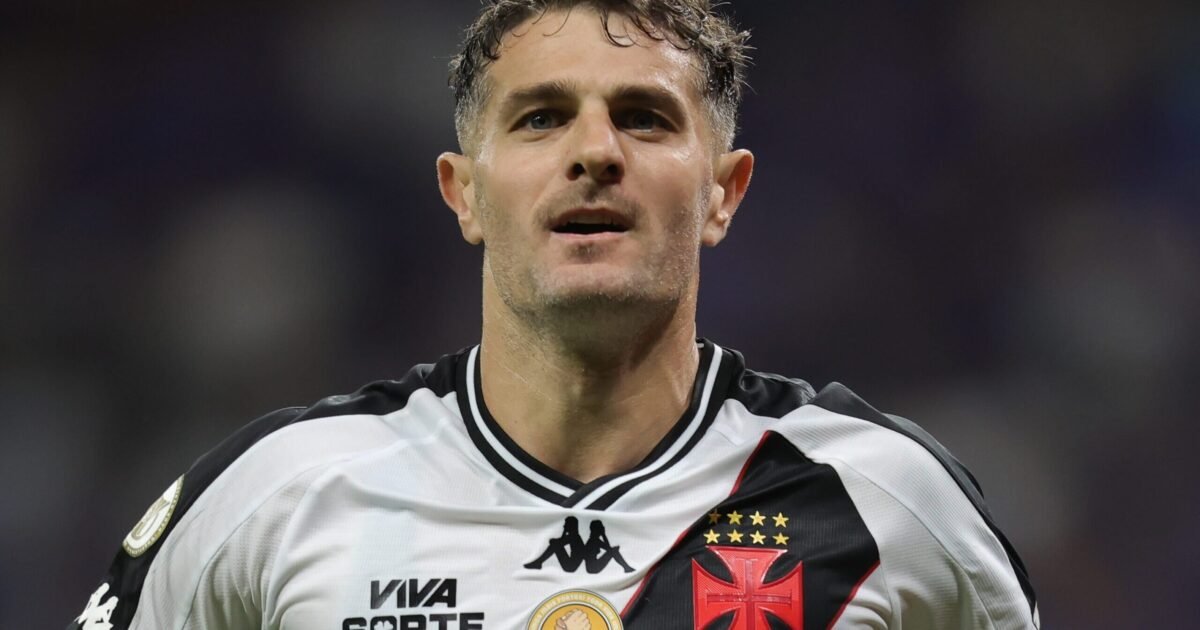 Vasco renova contrato com Vegetti e novo vínculo é registrado no BID da ...