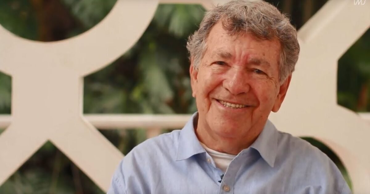 Morre Evandro Teixeira, um dos maiores nomes do fotojornalismo brasileiro, aos 88 anos - ISTOÉ ...