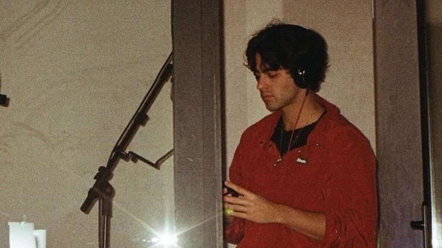 Lucas Pretti entra em estúdio para produção de álbum com 10 faixas ...