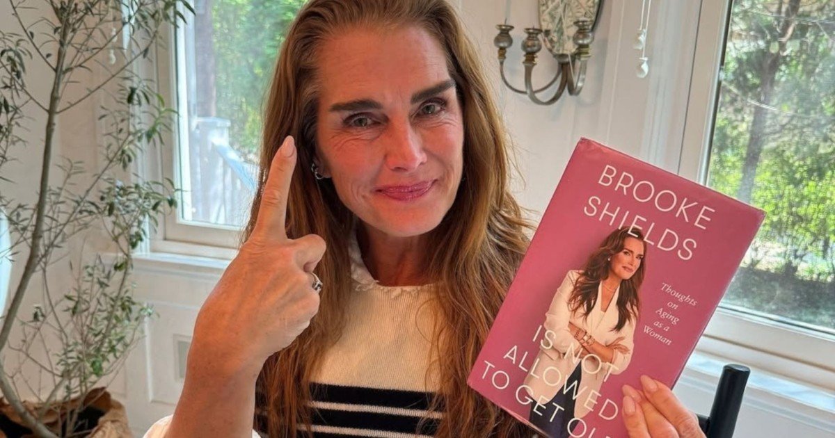 Brooke Shields revela que finge estar dormindo para evitar marido - ISTOÉ Independente
