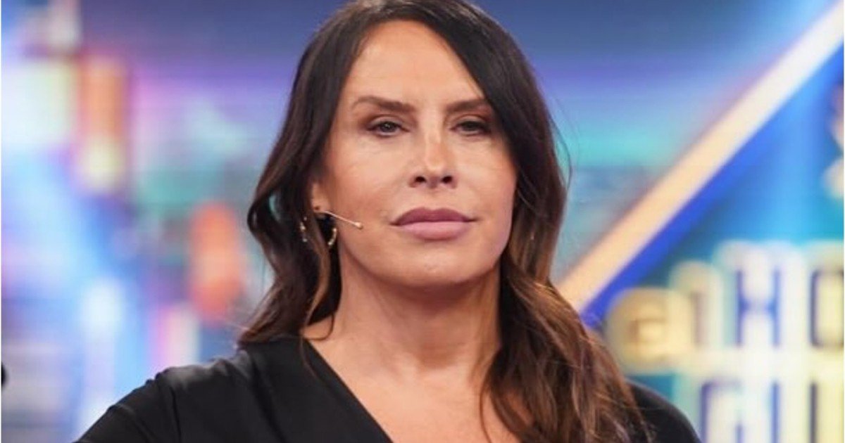 Apresentador do Oscar faz piada com cancelamento de atriz de ‘Emilia ...