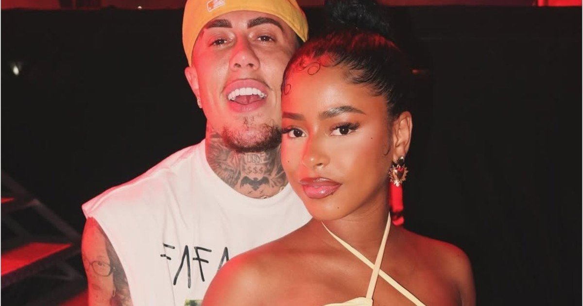 Lorena Maria exibe barrigão e brinca ao falar em dieta: ‘Bebê está ...