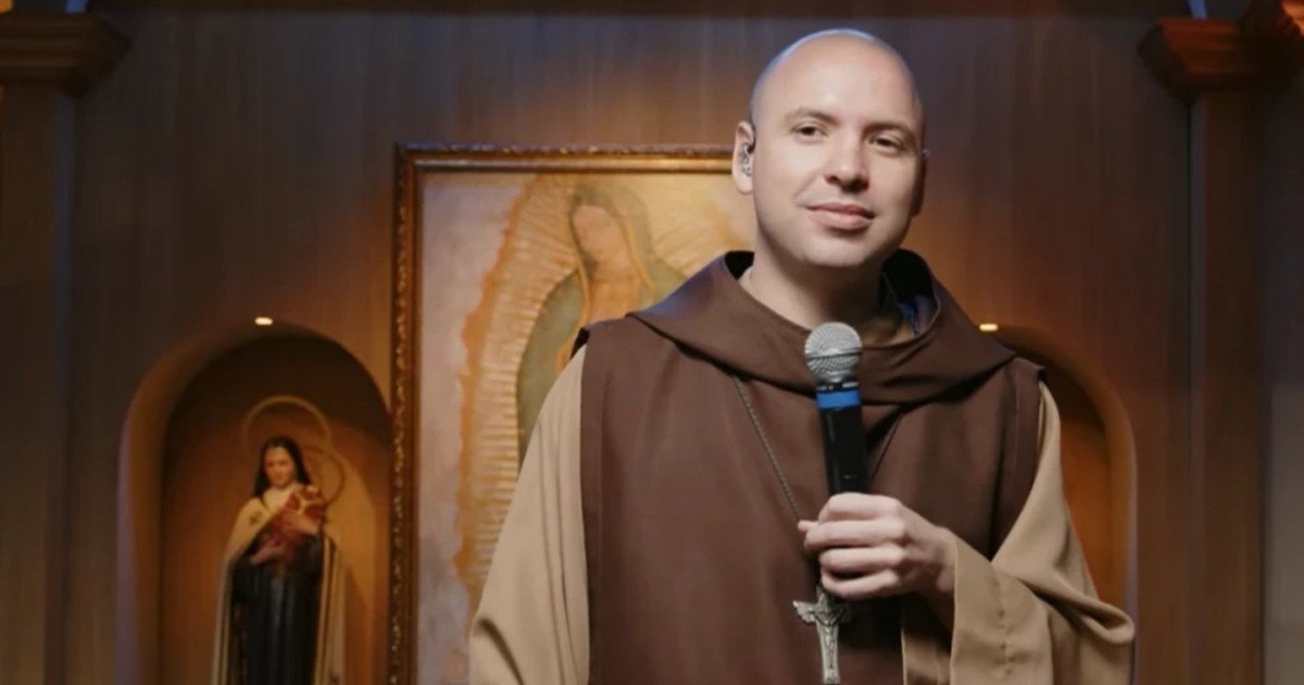 Frei Gilson exclui mais de 2 mil vídeos no YouTube após polêmicas ...