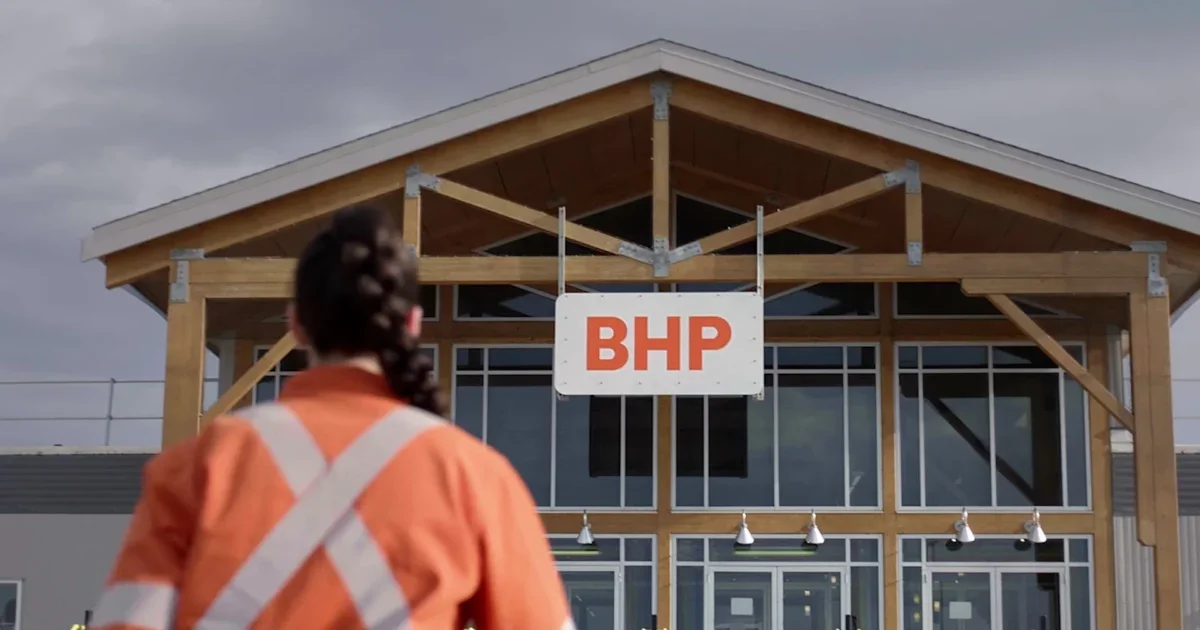 BHP reafirma plano de US$ 13 bilhões no Chile com aumento global na ...
