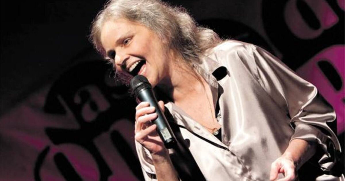 De cantora de sucesso a pedido de ajuda financeira: quem era Angela Ro ...