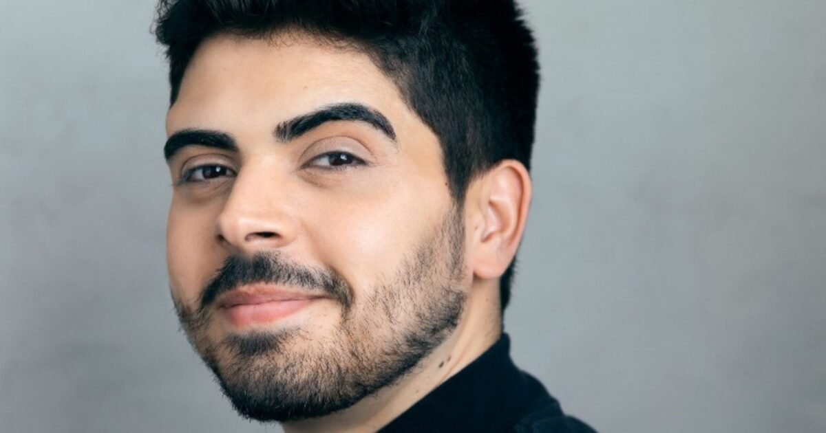 Aos 28 anos, dramaturgo Vitor Rocha ganha prêmio e acumula 30 ...