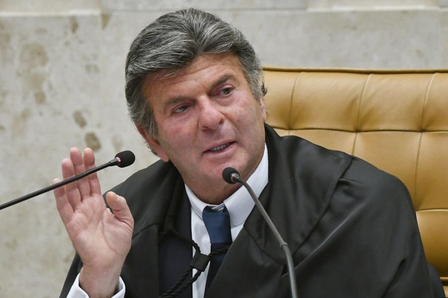 Ministro Luiz Fux é diagnosticado com pneumonia dupla - ISTOÉ Independente