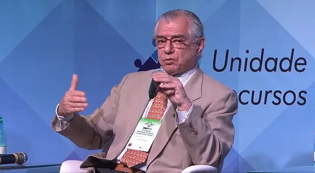 José Álvaro Moisés, um dos fundadores do PT, morre aos 81 anos em ...